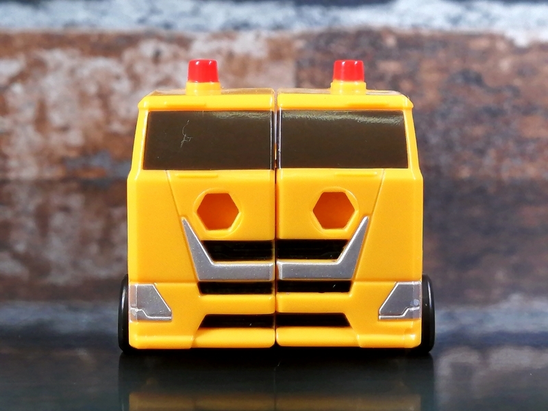 【ブログ 51point】 プラレール 新幹線変形ロボ シンカリオン チェンジザワールド シンカリオンCW E5はやぶさ トレーラーフォーム ( シンカリオン E5はやぶさ エルダビークル ...