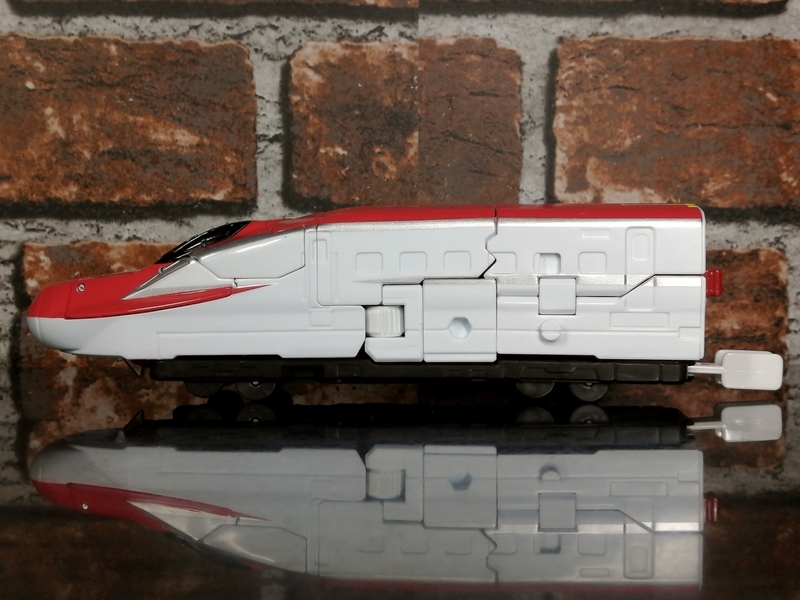 【ブログ 51point】 プラレール 新幹線変形ロボ シンカリオン チェンジザワールド シンカリオンCW E6こまち トップリフターフォーム ( シンカリオン E6こまち エルダビークル ...