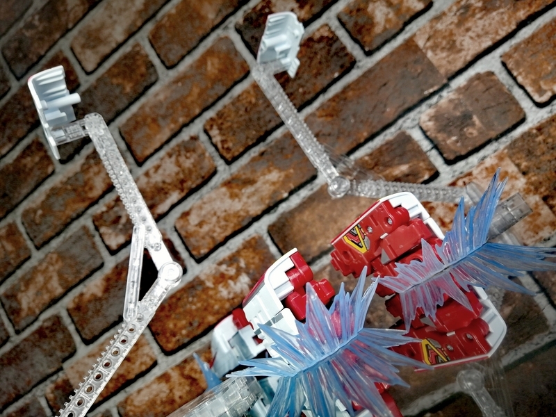 【ブログ 51point】 プラレール 新幹線変形ロボ シンカリオン チェンジザワールド シンカリオンCW E6こまち トップリフターフォーム ( シンカリオン E6こまち エルダビークル ...