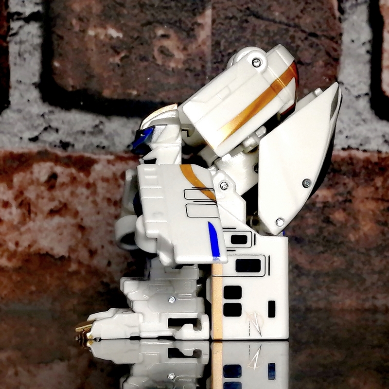 【ブログ 51point】 新幹線変形ロボ シンカリオン チェンジ ザ ワールド シンカリオンCW クイックチェンジ！ E7かがやき レビュー - 51point