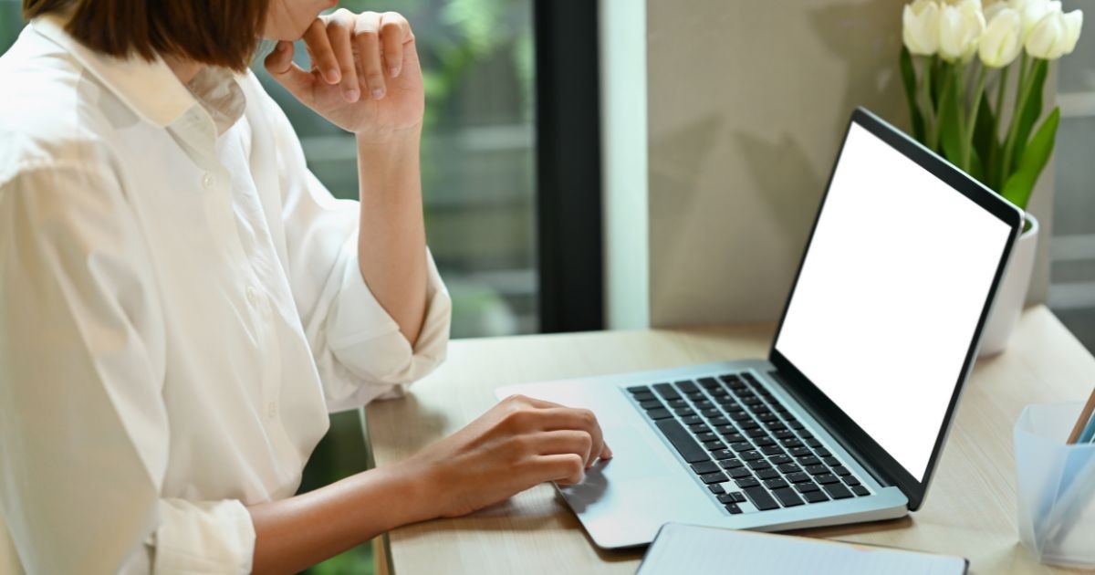 「発想力には自信がない……」と悩む人でも「いいたたき台」がつくれる意外なコツ。あえて するといい - STUDY HACKER（スタディーハッカー）｜社会人の勉強法＆英語学習