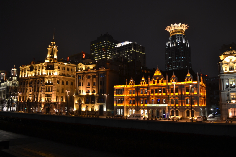 我愛上海！I Love SH! を連呼する建物 - 異邦人になってみた～～上海生活写真ブログ