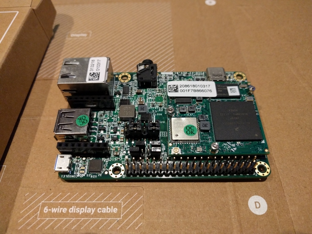 Android Things Starter Kit 開封の儀 - shanon's note