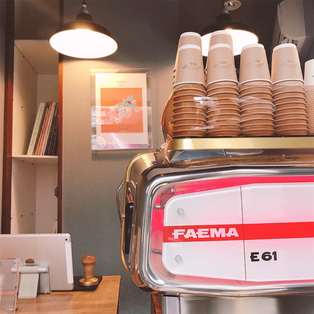 Bubbles Chill Coffee - コーヒーとパン