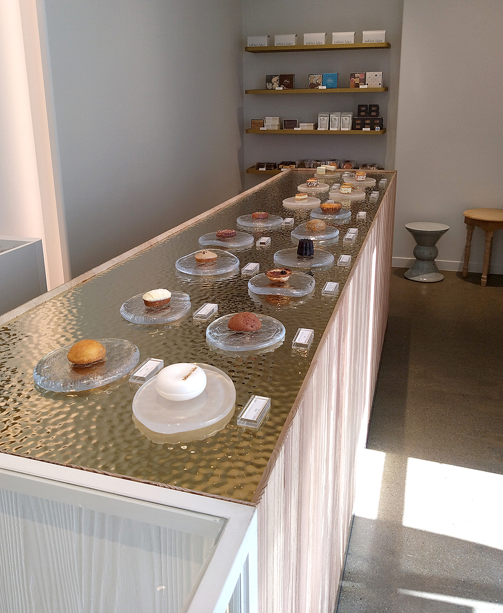 【実食レビュー】大阪天満橋すぐのおしゃれなお店。テイクアウトスイーツ専門店『tables labo（タブレス ラボ）』の「モチドレーヌ」「モチドレーヌ ショコラ」「塩バターケイク」 - ほぼ ...