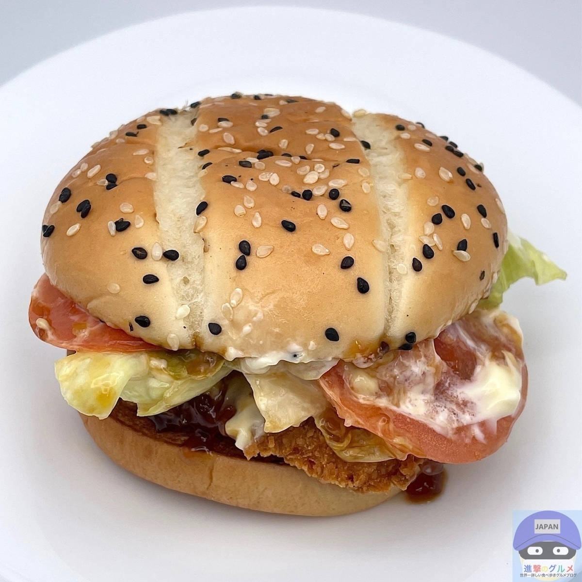 McDonald's "Yuri-Ron Chicken". The hottest new burger in Japan. - 【新商品 ...