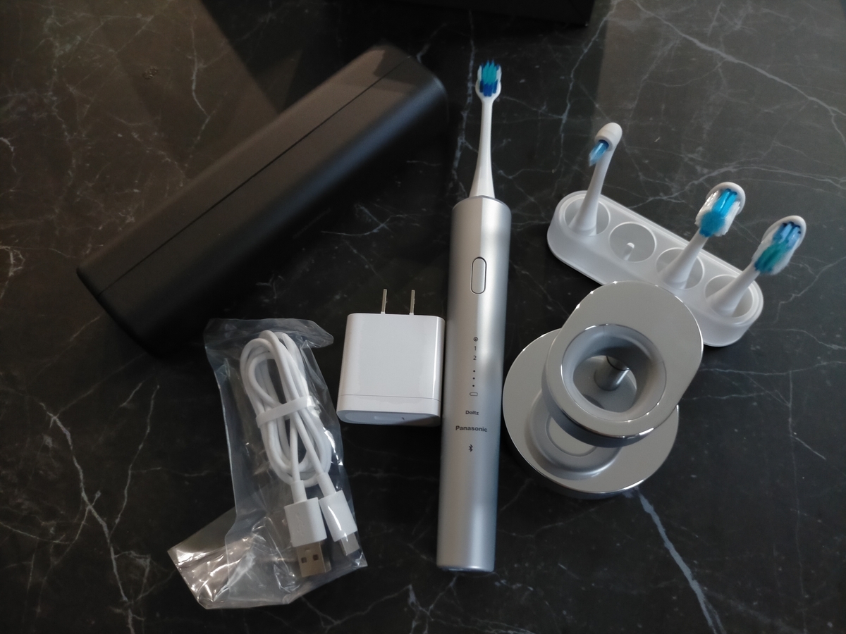 【EW-DT72とEW-DT73比較】いまなら安く買える＝コスパ良い 電動歯ブラシ ドルツの最上位モデルで肥満防止【最高】 - コソダテと口笛