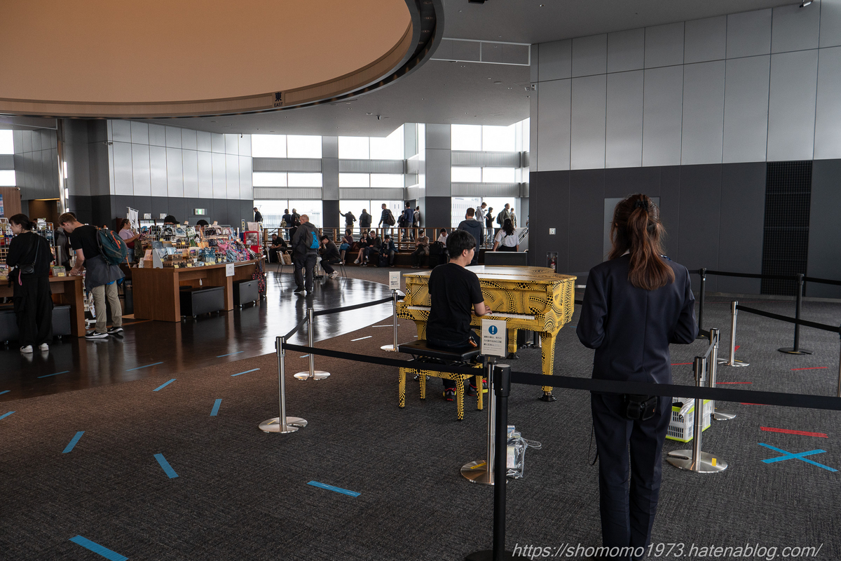 都庁おもいでピアノ - 続・非日常的な世界を求めて