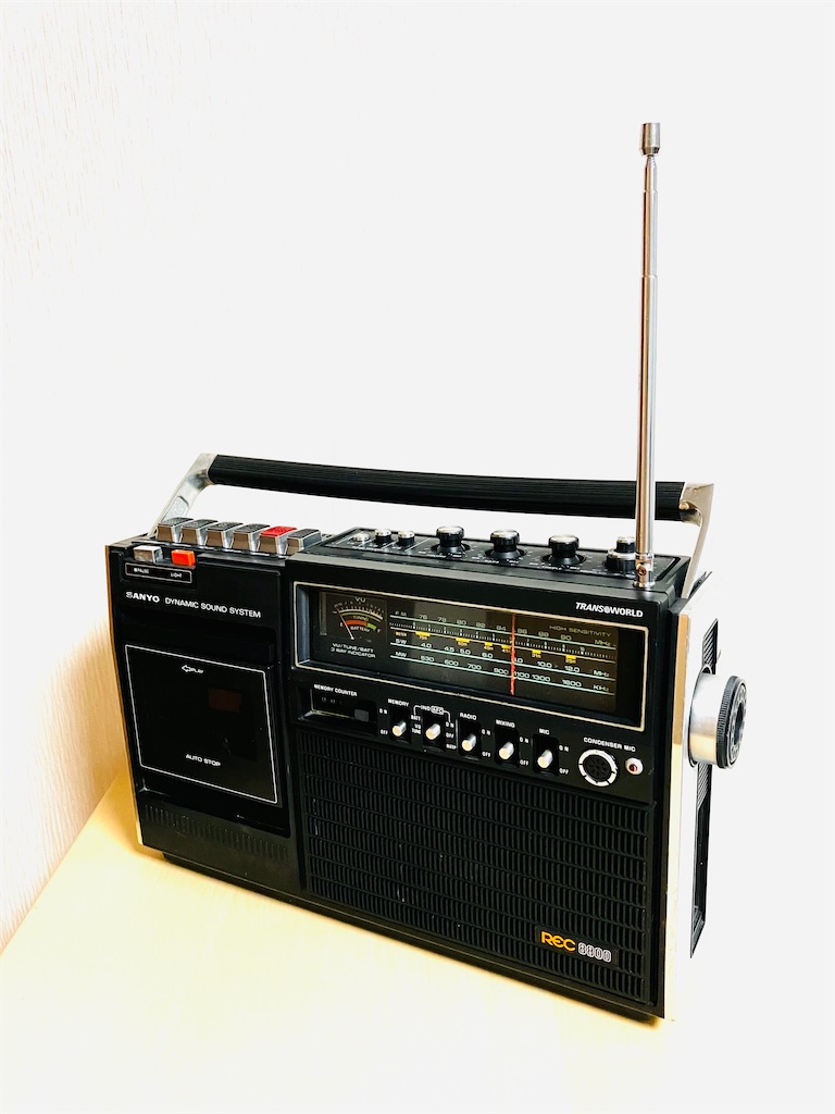 瓜二つのラジカセ - shunkun's blog