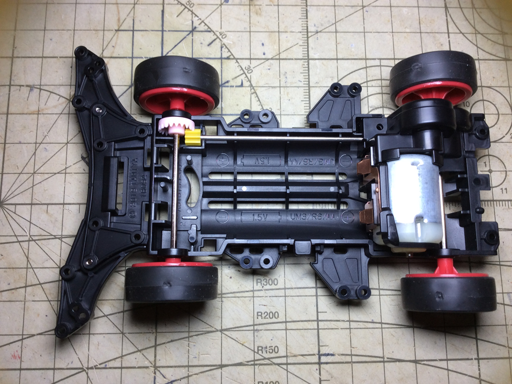 VZシャーシ ピクトリアルガイド - ミニ四駆 改造・塗装エンジョイ続けて30年！