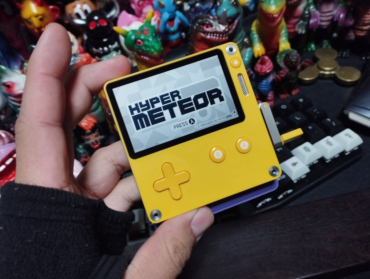 Playdate Season1ゲーム紹介: Hyper Meteor by Vertex Pop - smogbom