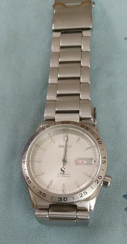 SNKE01とSNKD97のリューズ交換 その2 - snkd97’s blog(G/N design)