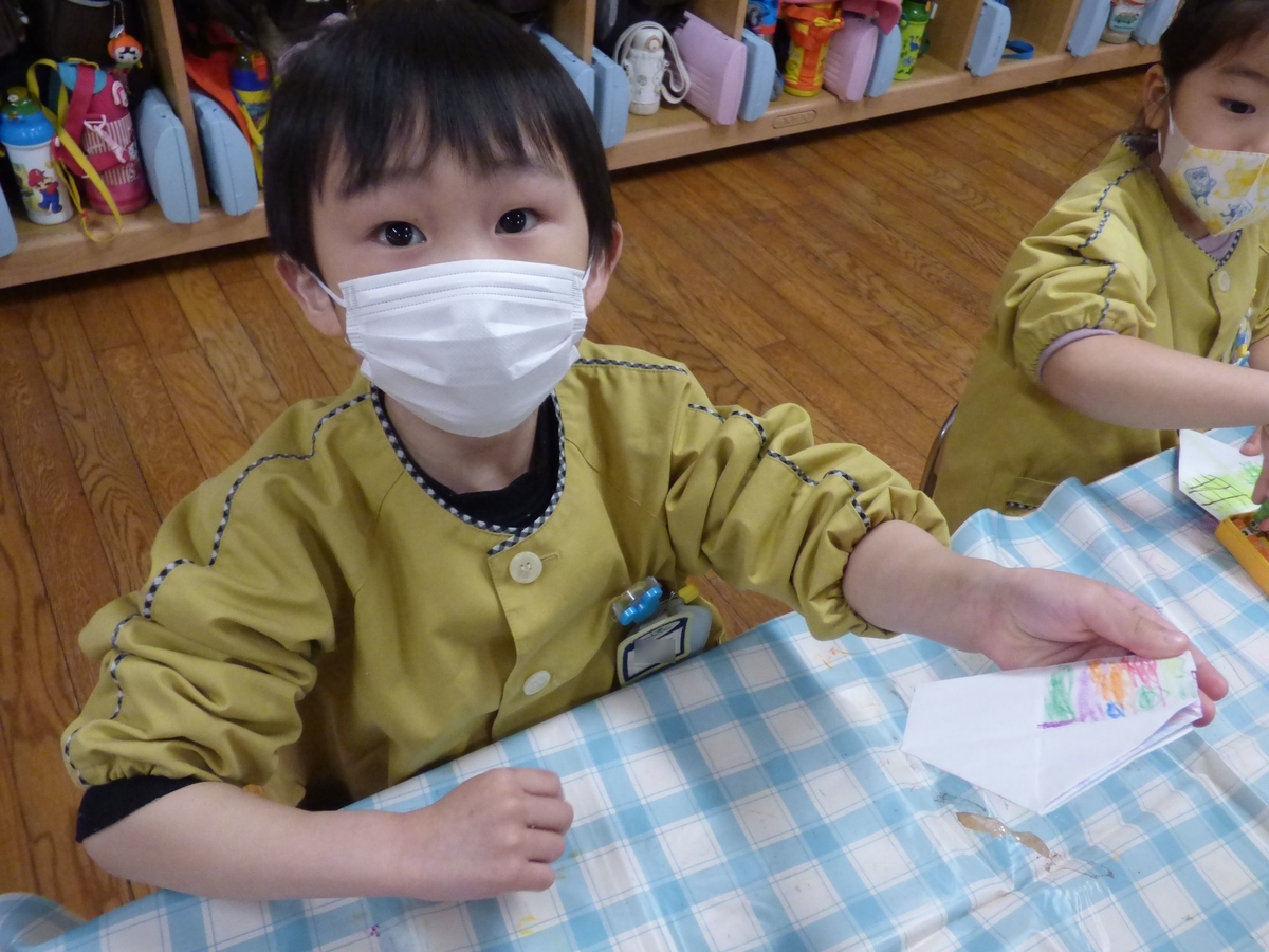 机に向かって、何してる?! - 園生幼稚園のブログ