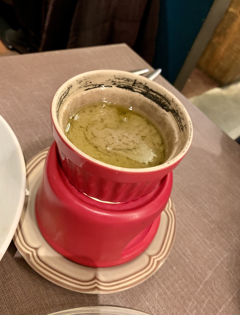 Bistro Uokin（ビストロ魚金）海の幸とワインの誘惑: 地金目鯛のブイヤベース - 空飛ぶコブタのひとりごと