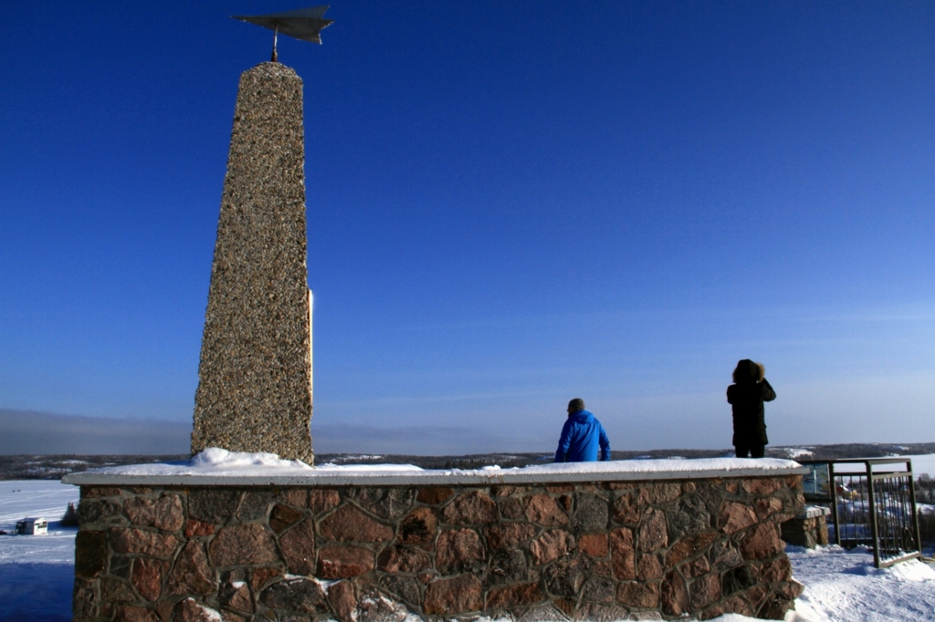ブッシュ・パイロット・モニュメント（Bush Pilots Monument） - タイ旅行記