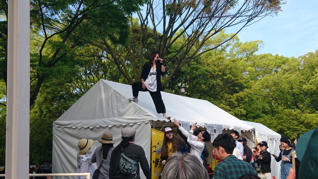 2017/04/29 こんがりおんがく祭 2017（王舟、eastern youth、DODDODO BAND、キセル、オシリペンペンズ、ス ...