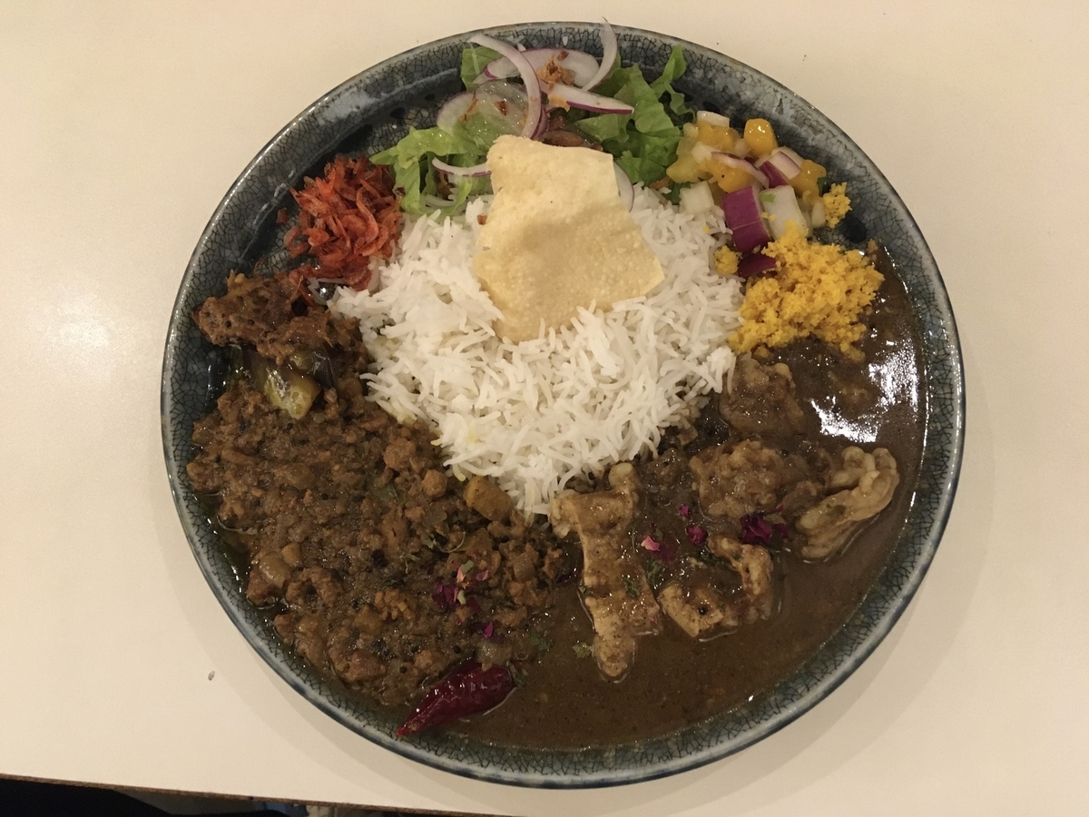 Curry bar Nidomi（大阪・谷町四丁目） - スパイスおじさんのスリランカカレー備忘録