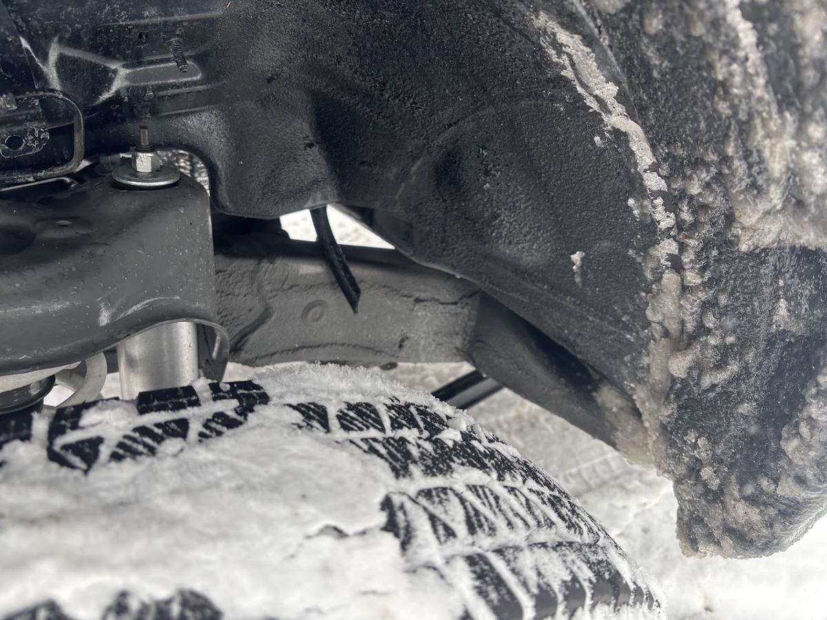 ジムニー(JB64)のエアコンドレンホースを延長した件 - srtarouのブログ