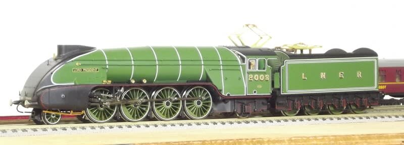 【新車導入】Hornby OO LNER Class P2 (Streamlined) 2003 ”Lord President ...