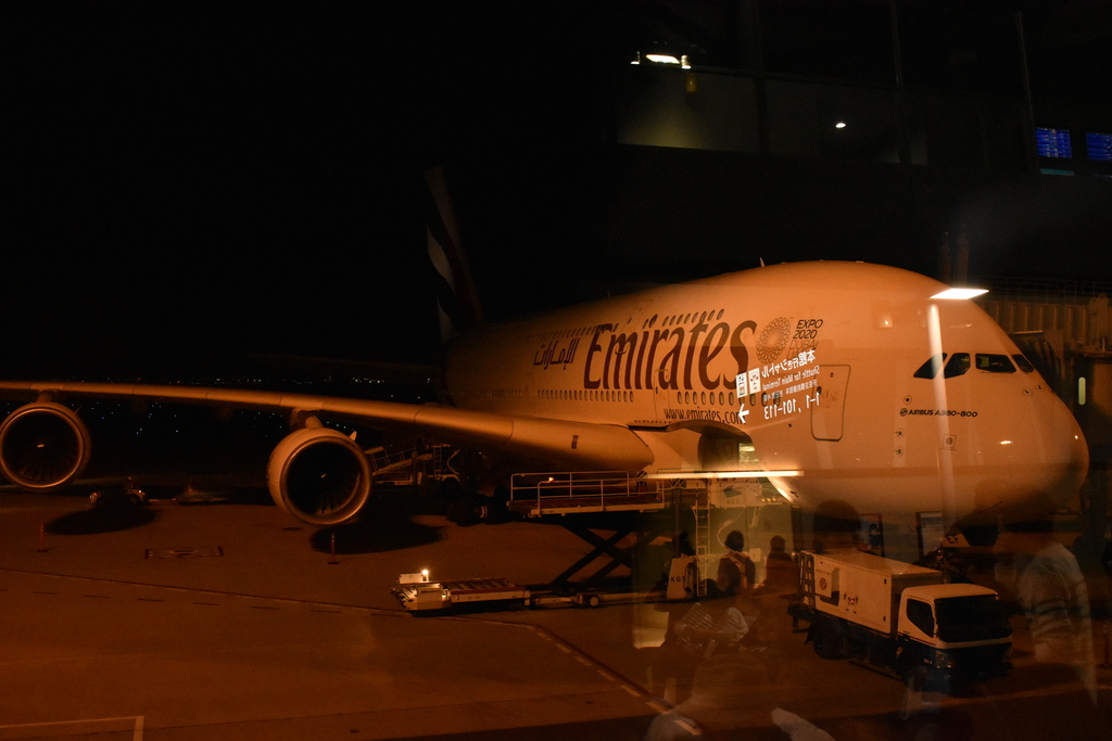 アゼルバイジャン①EK317搭乗 - 旅のススメ