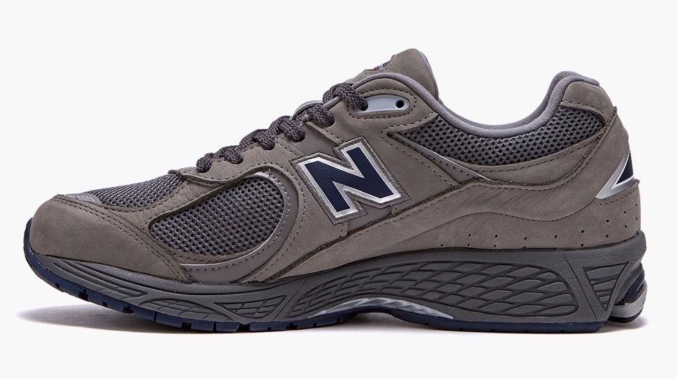new balance MR2002が復刻か？ - スグループ