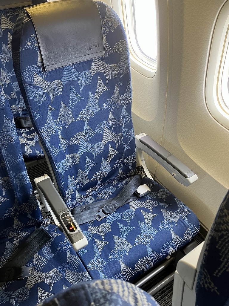 搭乗記vol.88 AIR DO23便 羽田→新千歳 - 白ちゃんの旅ノート