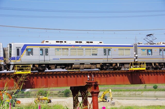 南海電車2000系 2023F - 直通特急の臨時停車