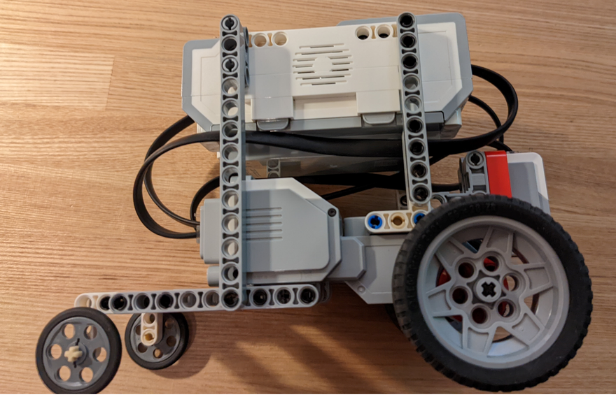 LEGO Mindstorm EV3でライントレースボットを作ってみる。 - t-hom’s diary