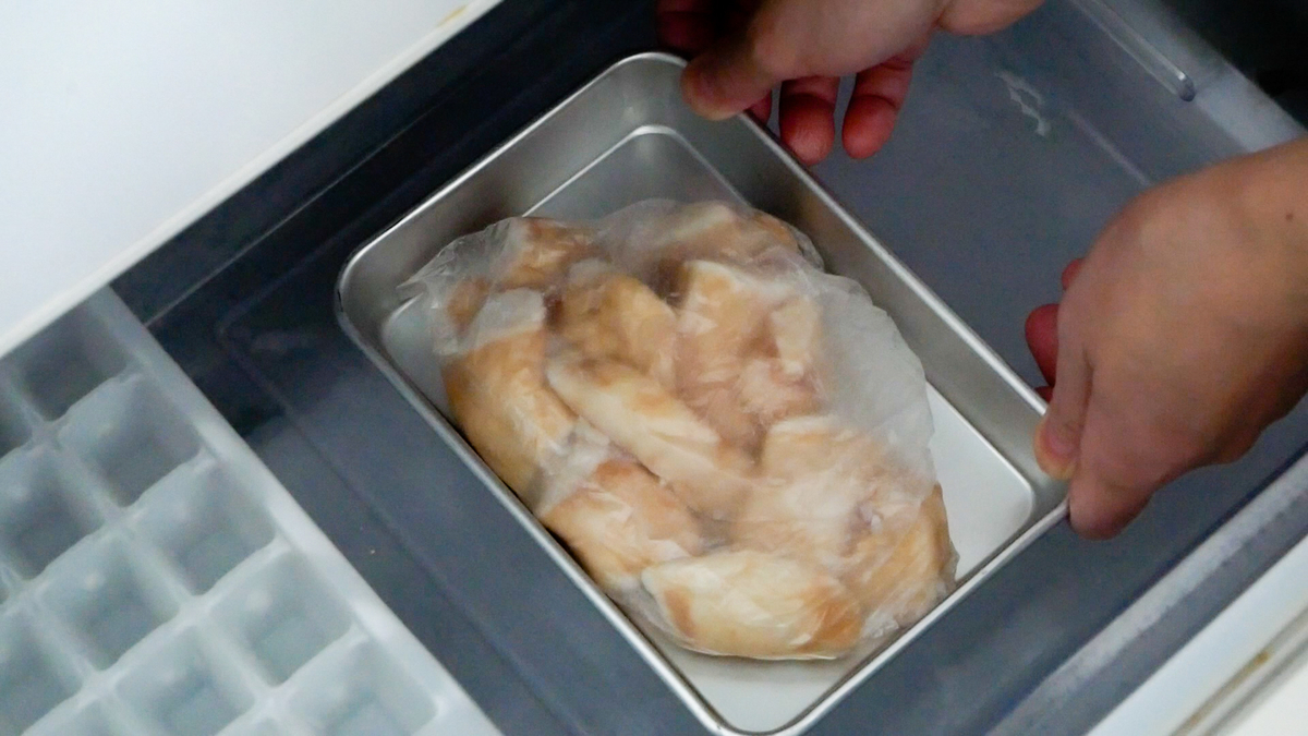 濃いスープ＆牛乳が味の決め手！牛モツ鍋濃厚味噌仕立ての作り方【美窪たえ】 - メシ通 | ホットペッパーグルメ