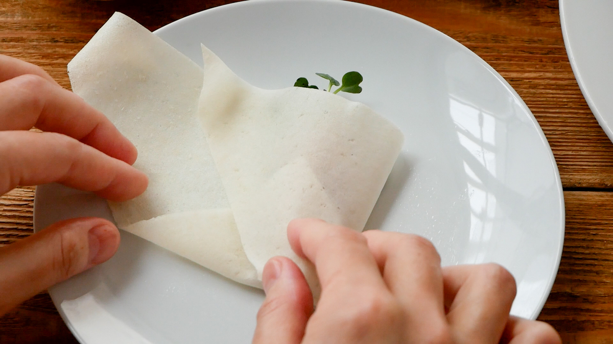 手羽先をあめ状のパリッと食感に！肉々しさも楽しめる手羽先の北京ダック風の作り方【美窪たえ】 - メシ通 | ホットペッパーグルメ