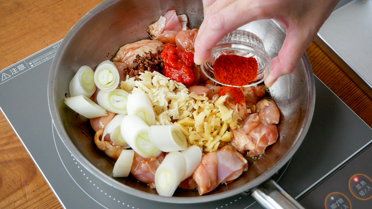 クセになる辛さがたまらない中国の煮込み料理、大盤鶏の作り方【美窪たえ】 - メシ通 | ホットペッパーグルメ