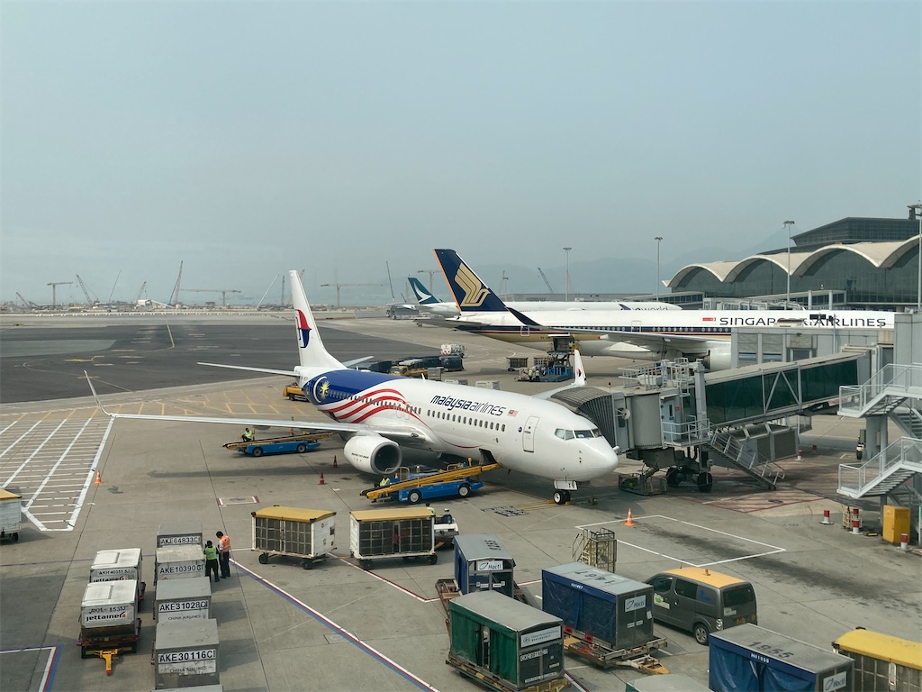 CX797便 香港→ジャカルタ キャセイパシフィックA330 ビジネスクラス搭乗記 - へんな旅行記