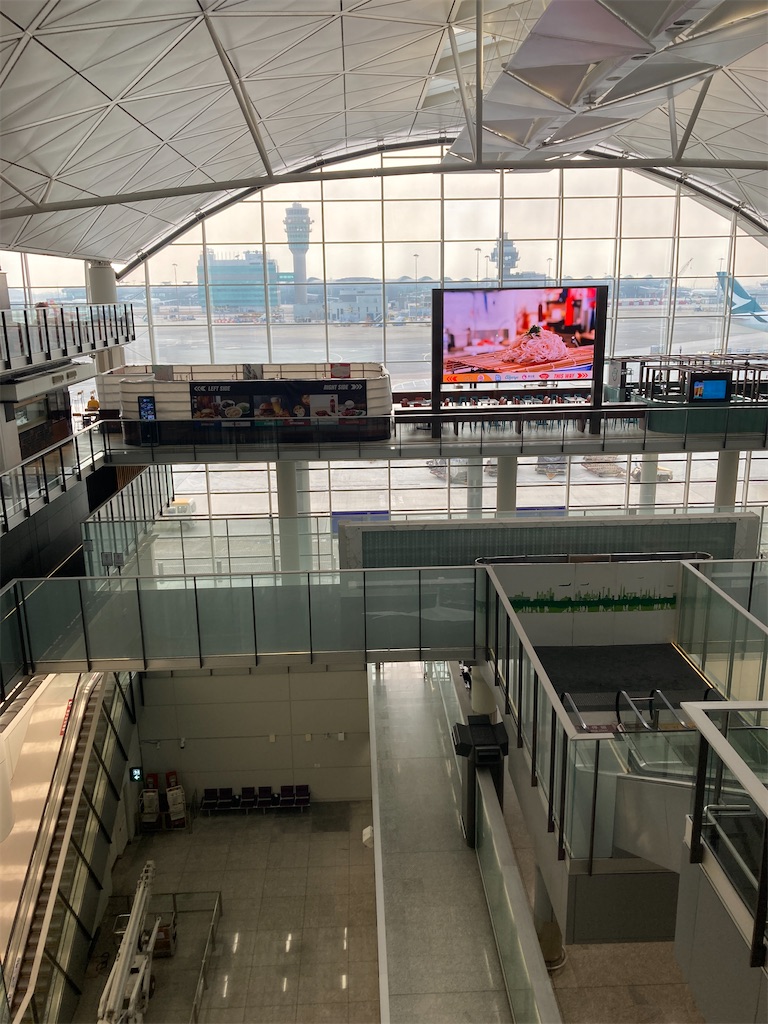 CX797便 香港→ジャカルタ キャセイパシフィックA330 ビジネスクラス搭乗記 - へんな旅行記