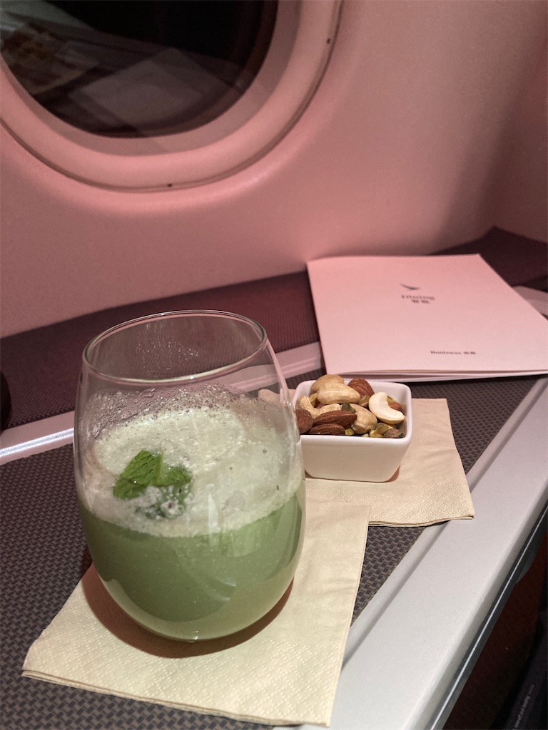 CX797便 香港→ジャカルタ キャセイパシフィックA330 ビジネスクラス搭乗記 - へんな旅行記
