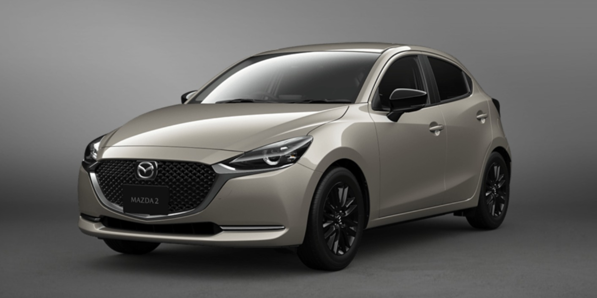 MAZDA2のBlack Tone Editionは2021年6月の商品改良で装着ホイールが変わっていました。 - つらつらとMAZDA