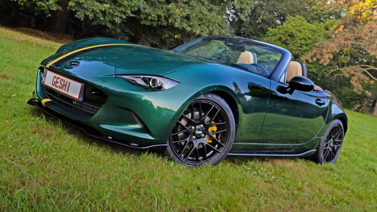 ベルギーのマツダ販売店がブリティッシュレーシンググリーンを採用したMX-5（ロードスター）の限定車「Geshi（夏至）」を販売。 - つらつらとMAZDA
