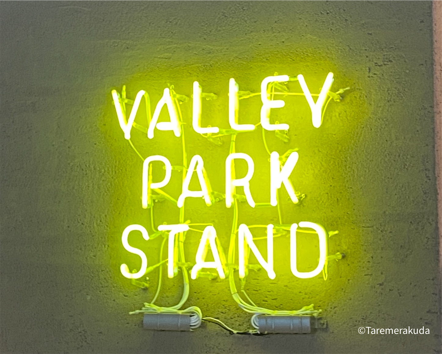 『VALLEY PARK STAND』カジュアルホテルのシティモダンなカフェ - 東京 / 渋谷 - Taremerakudaの道楽