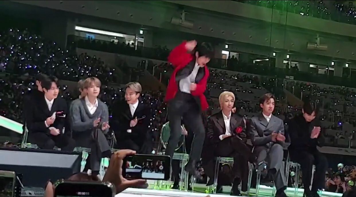 TXT＆ITZY「2019 MMA」新人賞受賞…今年の新人賞を総なめにしている2組に注目が集まる - 韓information.