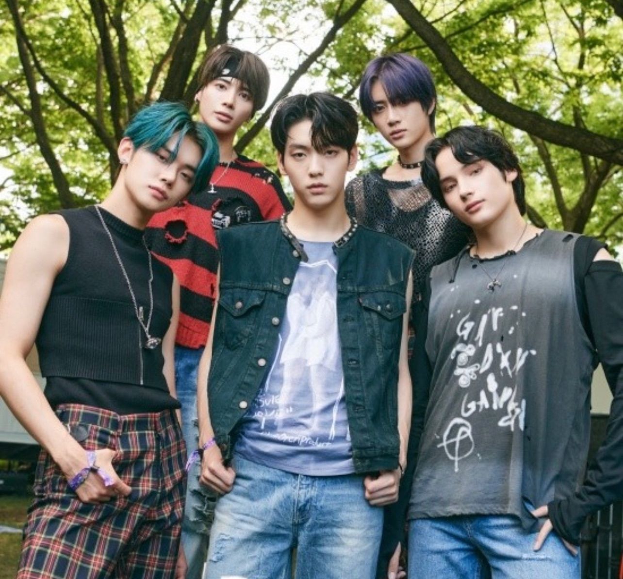 TXT、2023年1月に5thミニアルバムでカムバックへ…8か月ぶりの活動に期待集まる - 韓information.