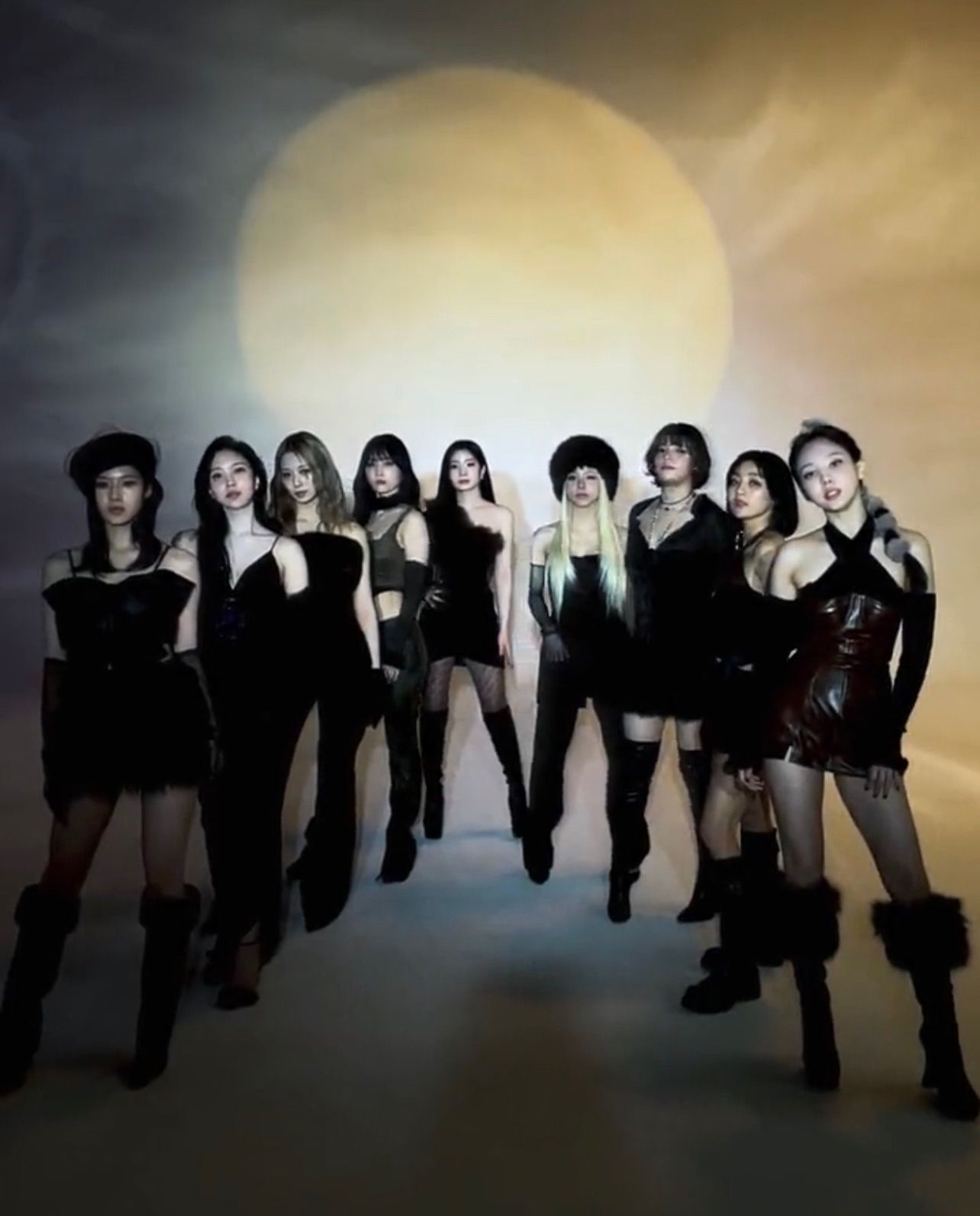 TWICE、本日（1月20日）カムバック…英語シングル｢MOONLIGHT SUNRISE｣リリース、MV公開！ - 韓information.