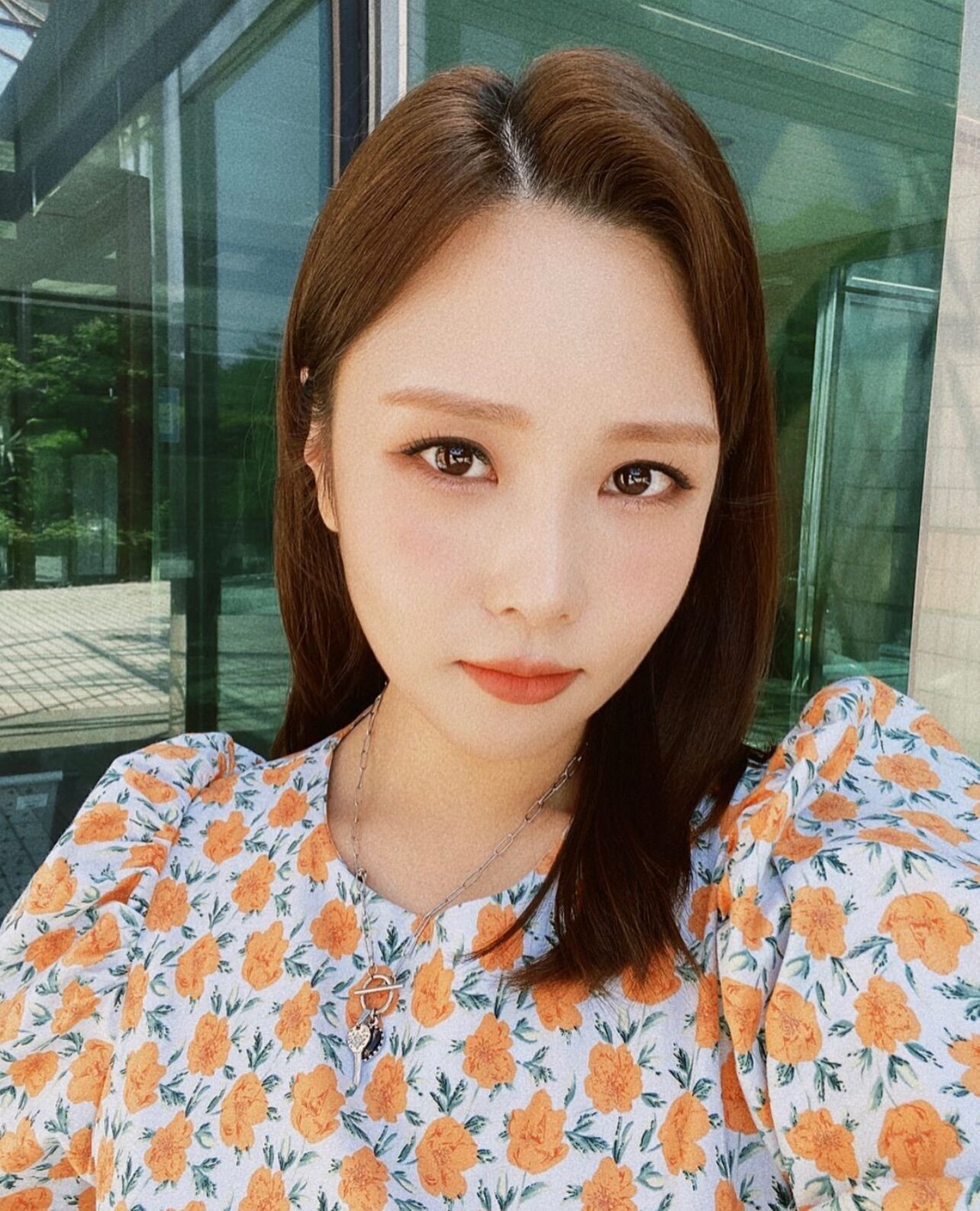 トロット歌手「ヘス」死去… 享年29歳、遺書も発見され極端な選択か - 韓information.