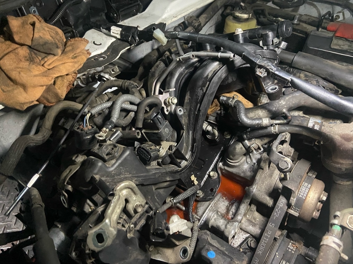 S331Vのハイゼットカーゴ、クーラント漏れ修理 - MHOエンジニアリング