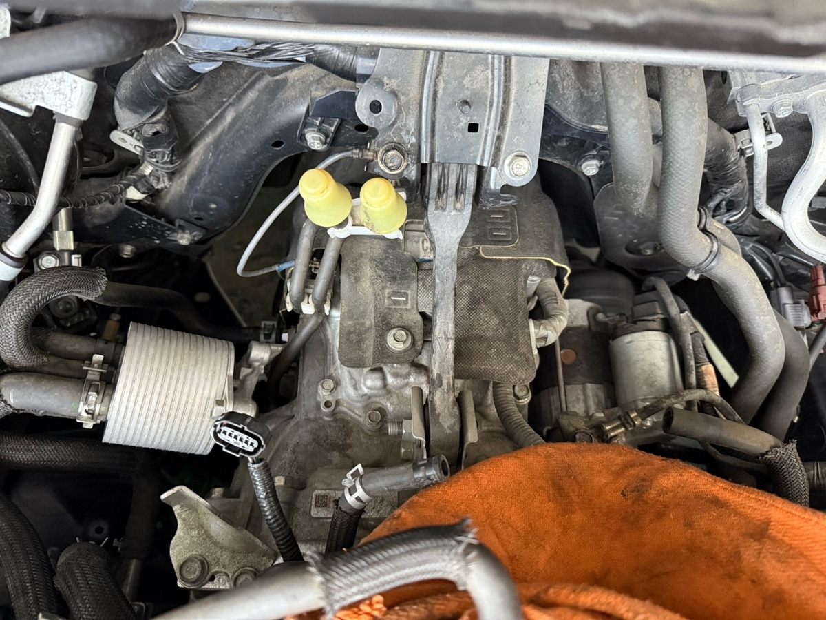 フォレスター、P26A3サーモコントロールバルブの交換 - MHOエンジニアリング