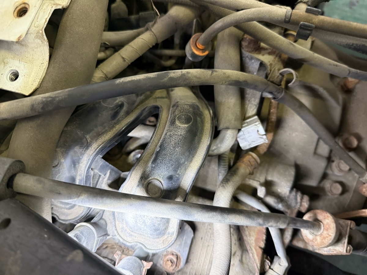 P0325、ノックセンサ交換！S211Jのサンバー、作業指数は2.5時間 - MHOエンジニアリング