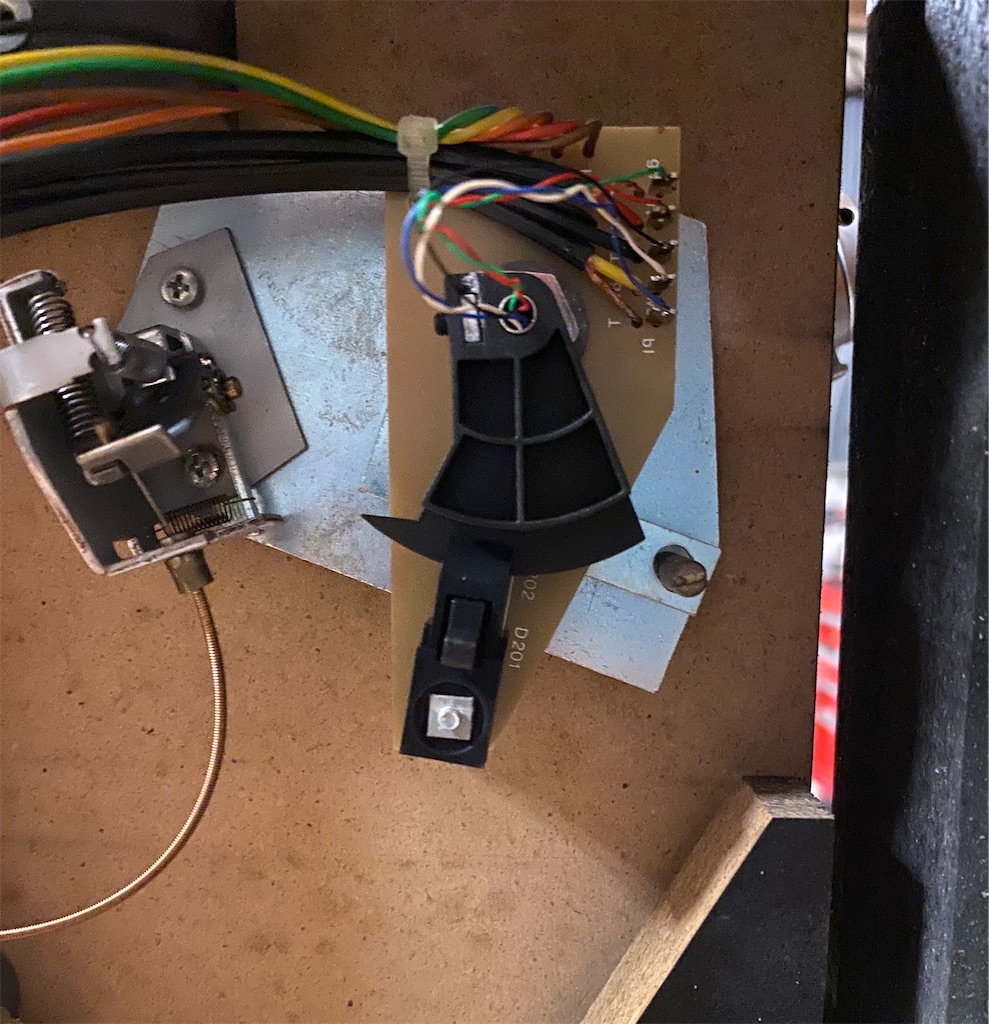 THORENS TD520 外付け電源作成とリフトアップの調整 - osakanatarouのオーディオ修理ブログ