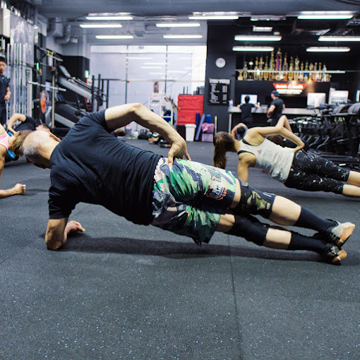 港区のジム【ACROSS FITNESS - CrossFit Nishi Azabu】 - tenposhoukaiのブログ