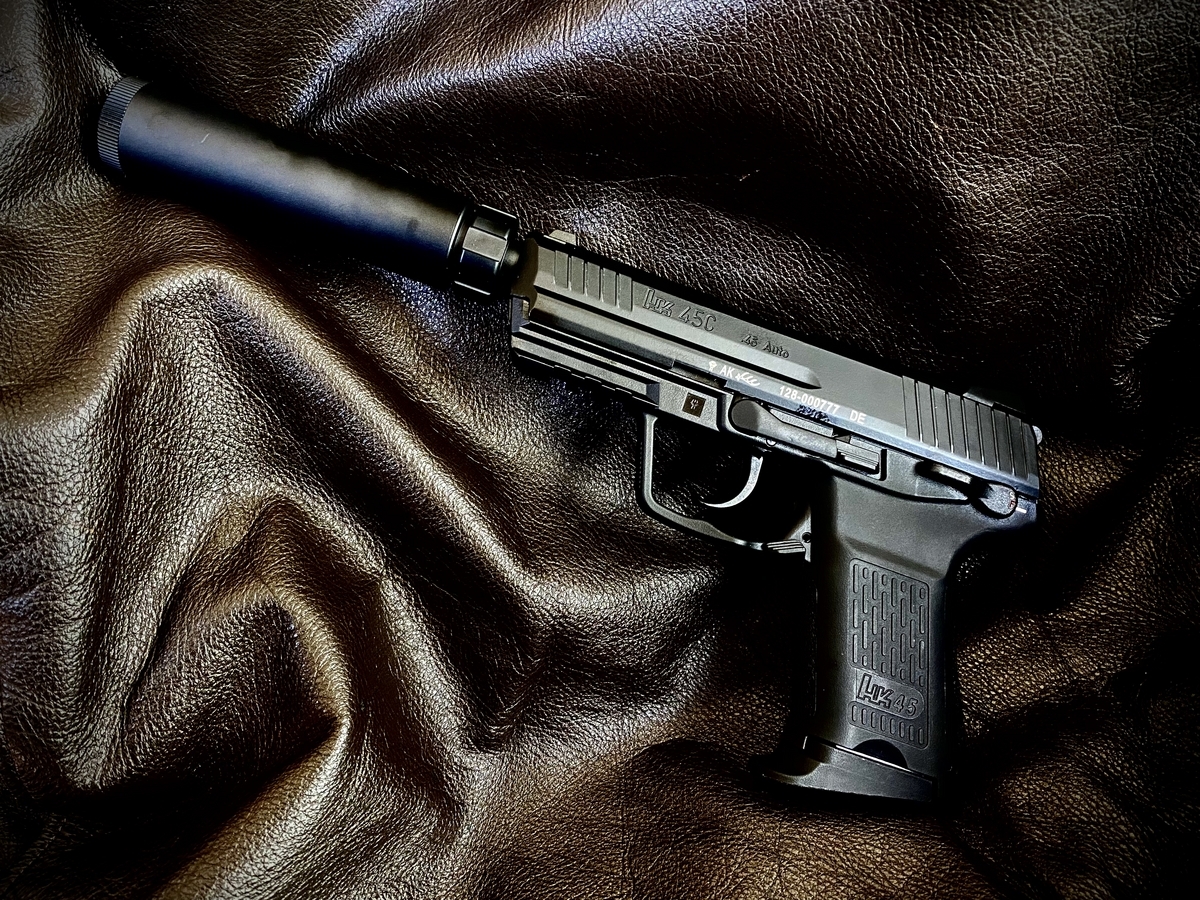 HK45CTのトリガー交換作業 - 探偵のピストル事情