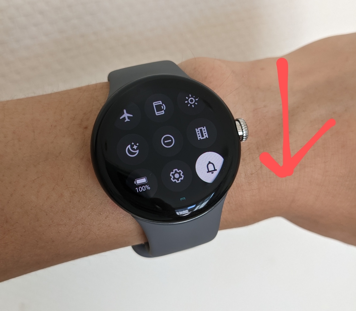 【Google製品】PixelWatch開封ファーストインプレッション│基本機能│サイズ感│操作性│AppleWatch充電器は使える？？ - ガジェット3.0