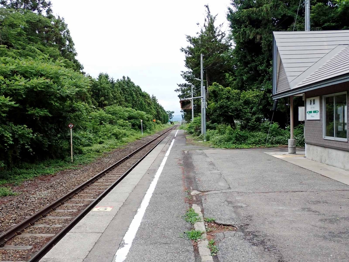 只見線:新鶴駅 (にいつる) - tkmov(バイクとローカル線と)