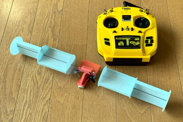 2モータ制御マグナス・プレーン完成 - Indoor-Airplane-World